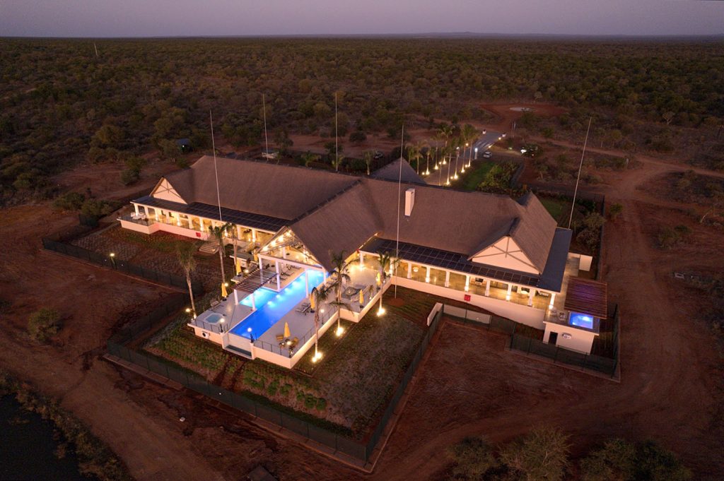 Shaturia Manor - Lotsane Signature Collection | 5 Star Lodge in Botswana